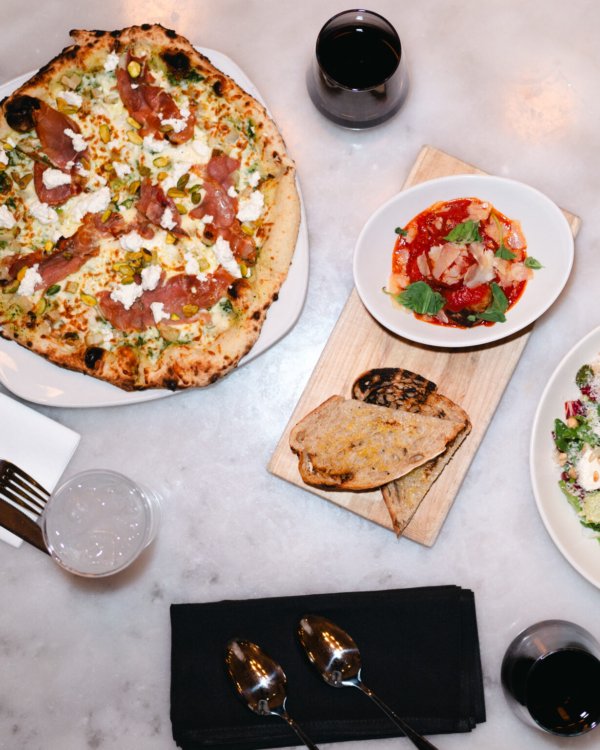 Pizzeria Gusto - Winnipeg Italian Restaurant